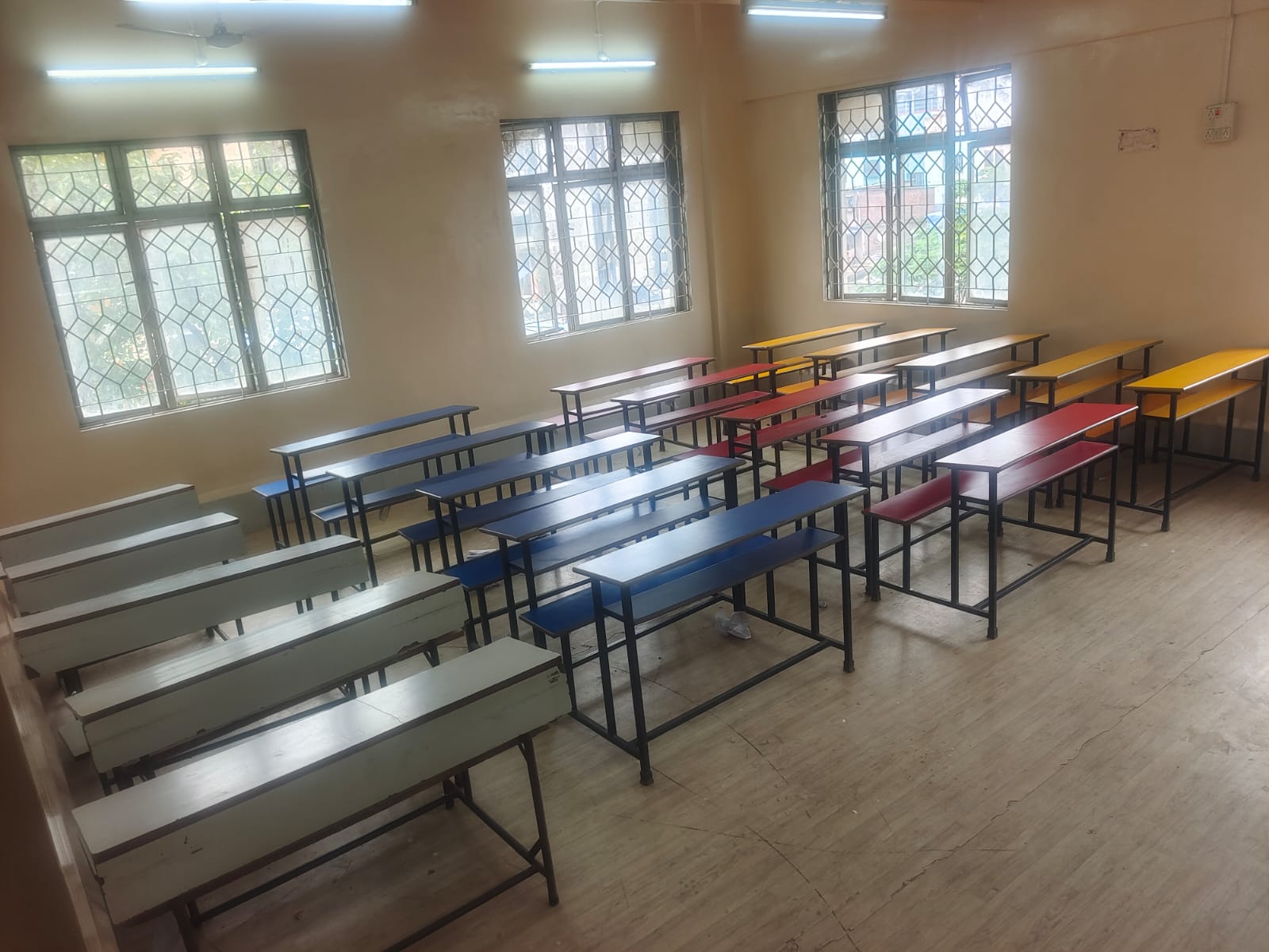 HITKARNI COLLEGE OF COMMERCE